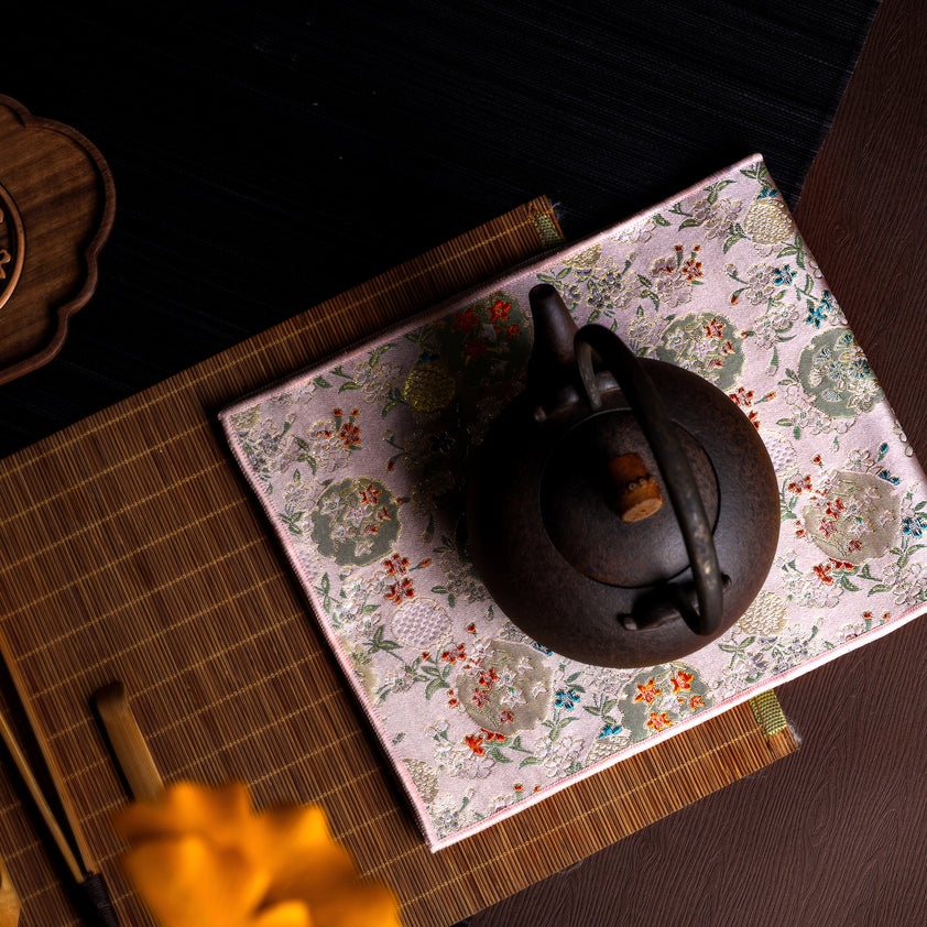 Floral Stitchery Tea Mat – EILONG®