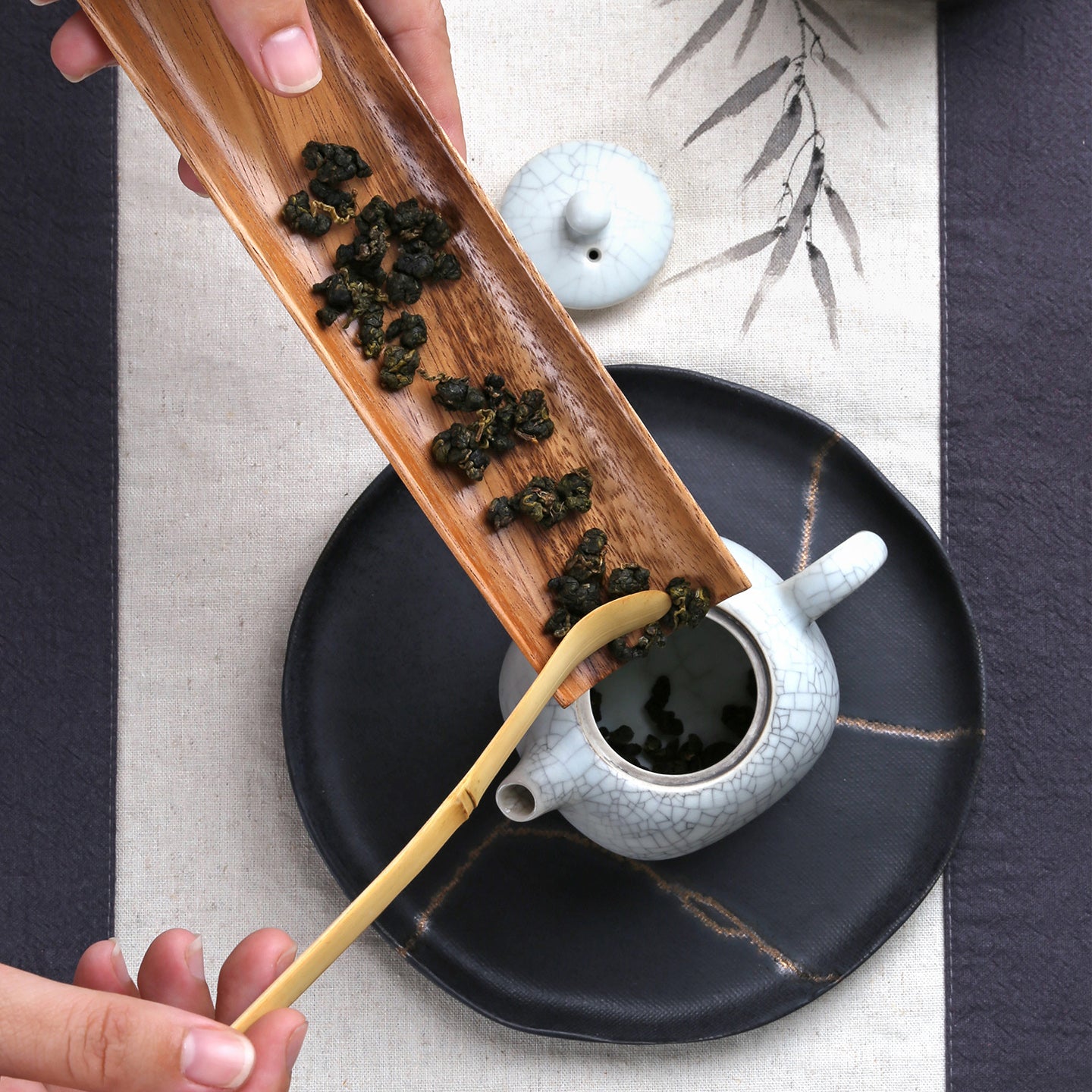 tea leaf spoon